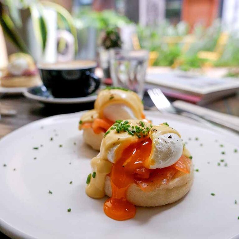 Restaurants & Bars - Peduase Valley Resort