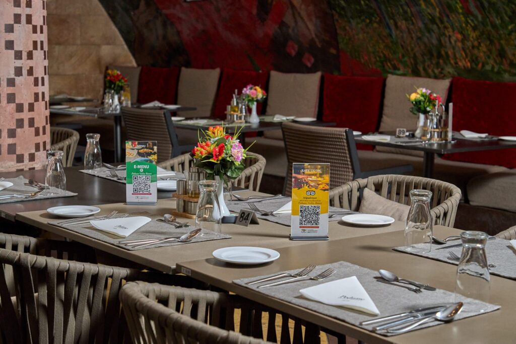 Baobab Restaurant - Peduase Valley Resort